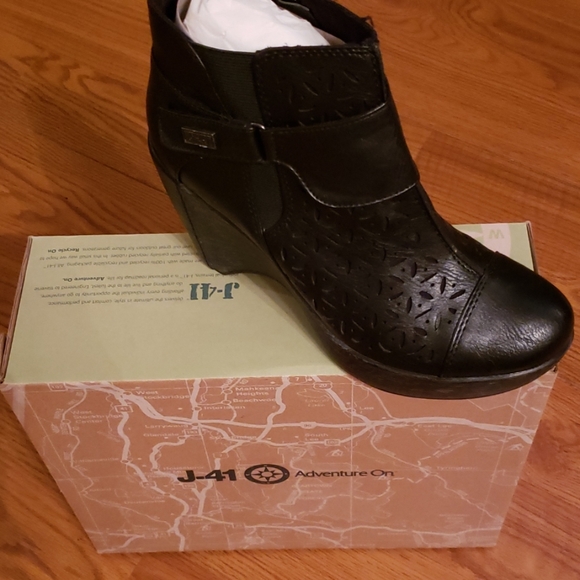 J-41 | Shoes | J4 Boot Size 7 12 | Poshmark